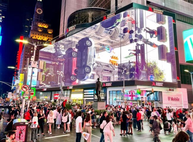 Silvercast Media Brings 3D Spectacular to Times Square | Billboard Insider™